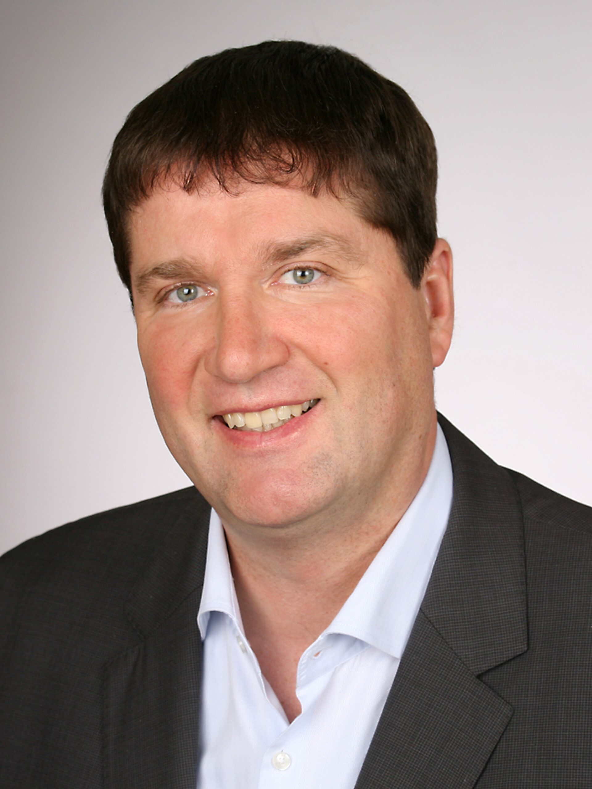 Thomas Baumert lauréat du Prix Inserm recherche 2023 | Savoirs - Le ...